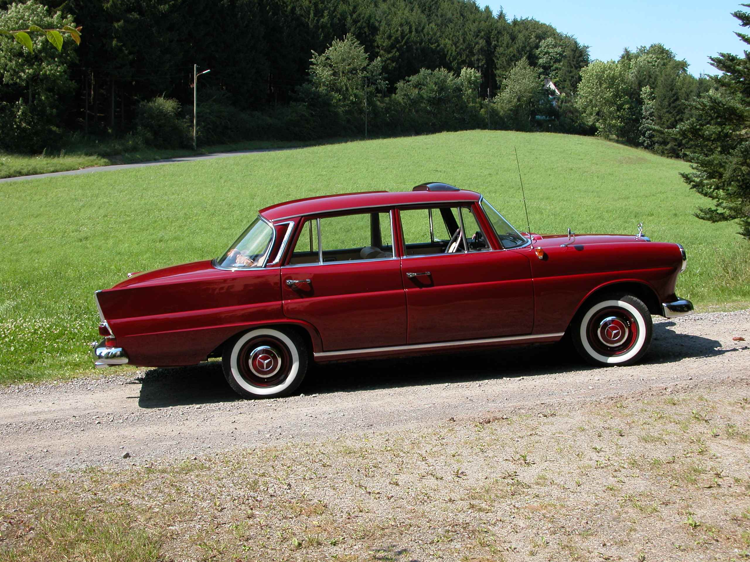 Grürmannsheider Oldtimer Freunde e.V-Mercedes Benz 190 Dc